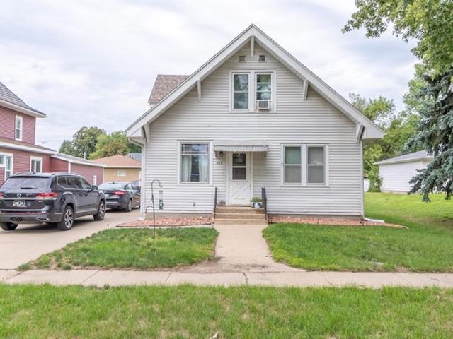 405 Alderson St, Sloan, IA 51055