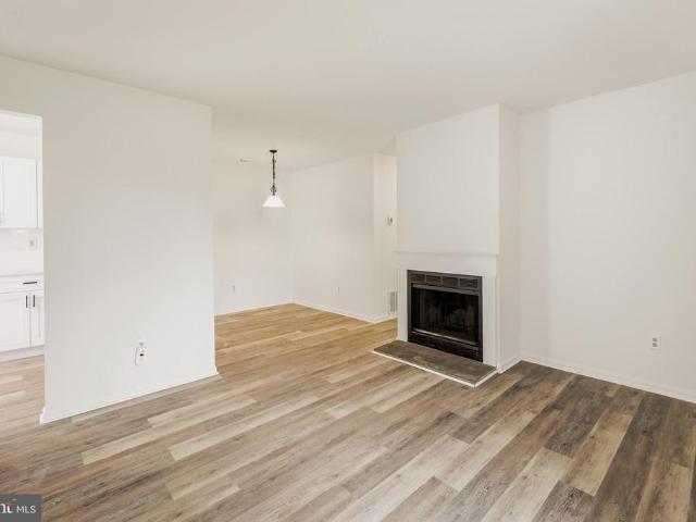 405 Atlanta Court