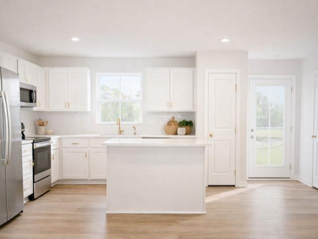 405 Audusson Dr