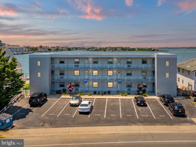 405 Bayshore Drive # 304