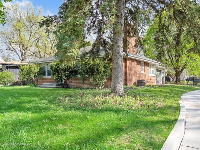 405 Greenfield Avenue