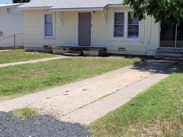 405 E 41st St, San Angelo, TX 76903