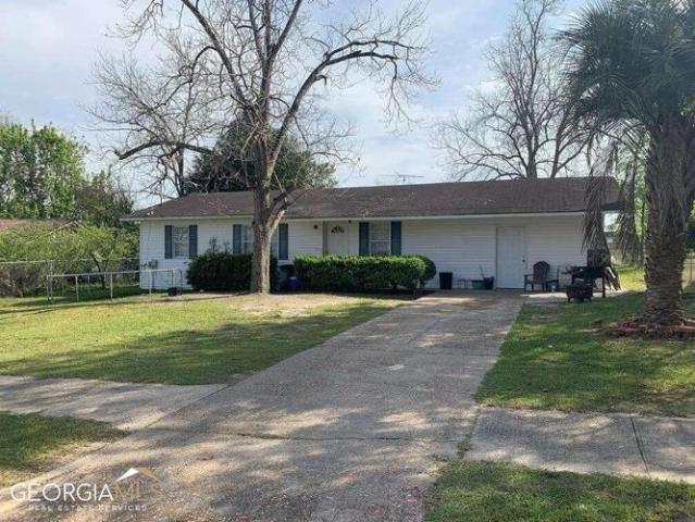 405 E 10th St, Alma, GA 31510