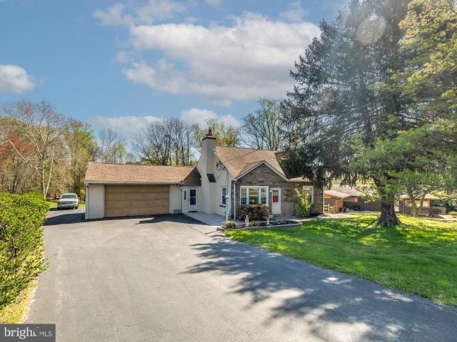 405 E Woodland Ave, Springfield, PA 19064 | MLS #PADE2111 | Compass