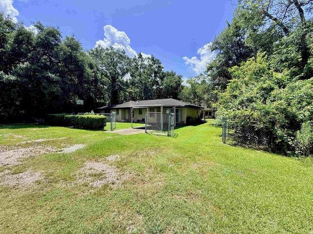 405 E Lavielle St, Kirbyville, TX 75956