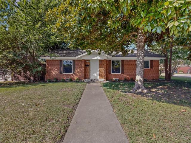 405 Easton Road