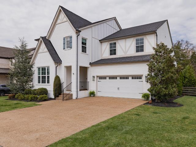 405 Edenfield Pass