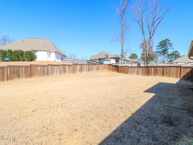 405 Elen Court