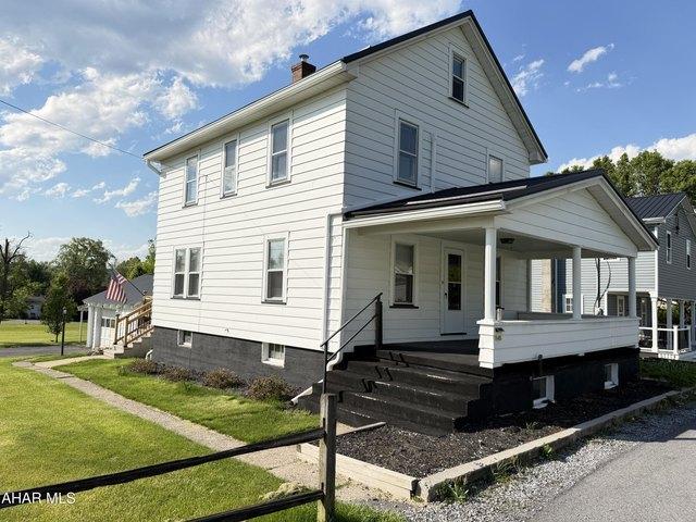 405 Elliot St, Hollidaysburg, PA 16648