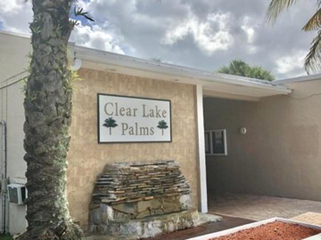 405 Executive Center Dr Apt 208, West Palm Beach, FL 33401