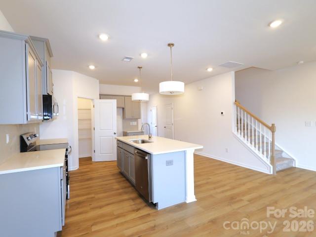 405 Hendley Drive