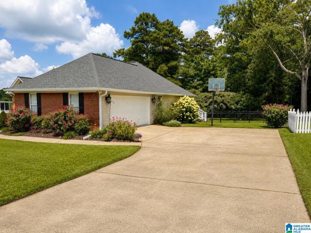 405 Hunter Lane Sw