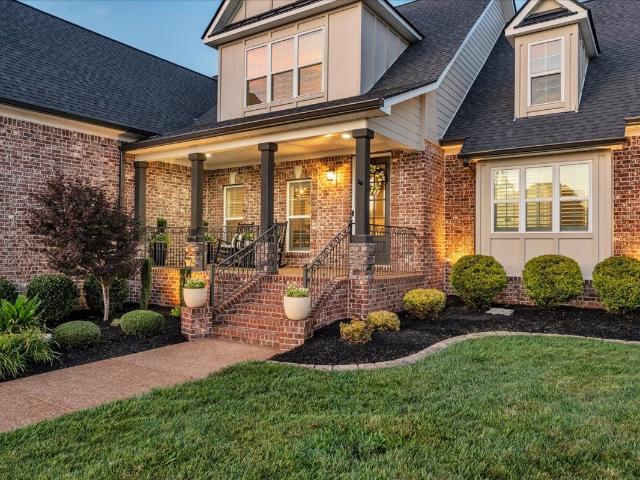 405 Huntington Dr