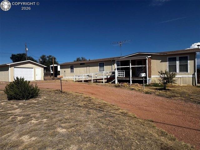 405 Illinois St, Penrose, CO 81240