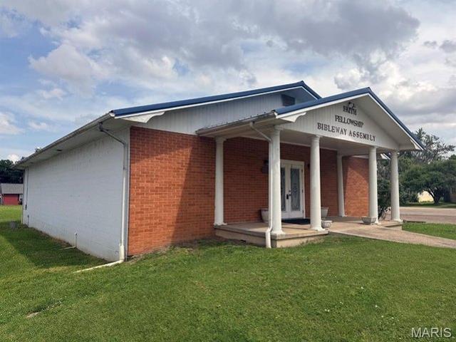 405 One Mile Rd, Dexter, MO 63841