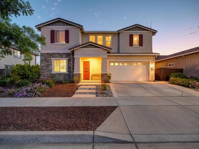 405 Olivadi Way, Sacramento, CA 95834