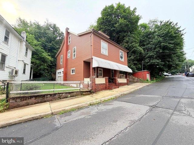 405 Laurel St, Minersville, PA 17954