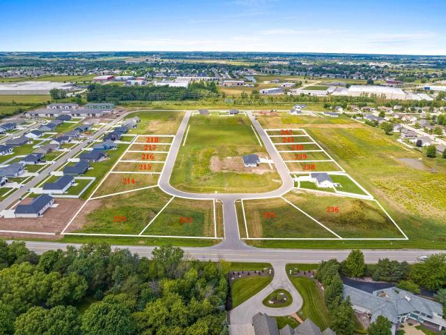405 Lansdowne St, Unit 269, De Pere, WI 54115 | MLS #50306 | Compass
