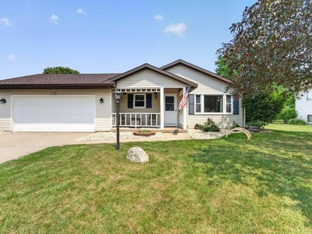 405 Lexington Dr, Waunakee, WI 53597