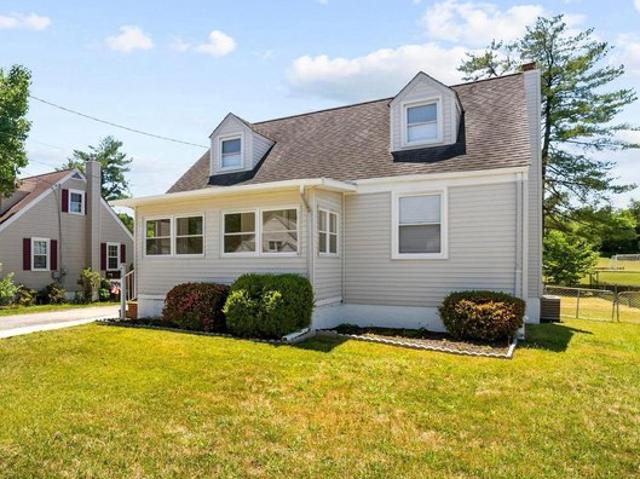 405 Linda Ave, Linthicum Heights, MD 21090