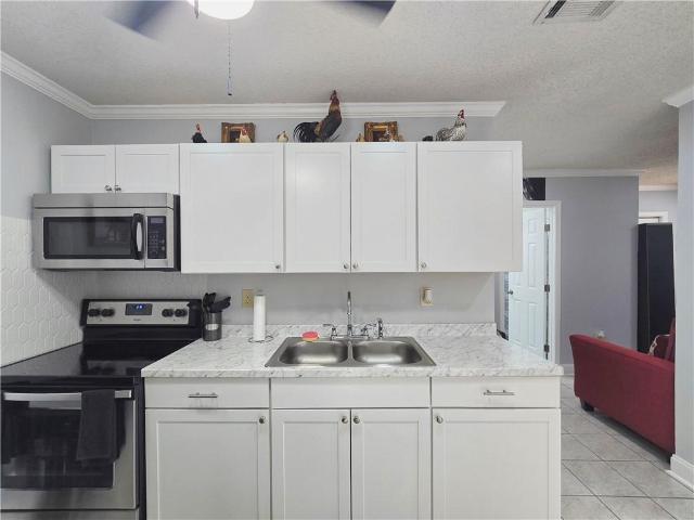 405 Lynnmeade Road
