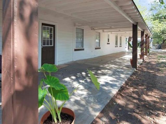 405 Madison St, Cleburne, TX 76033