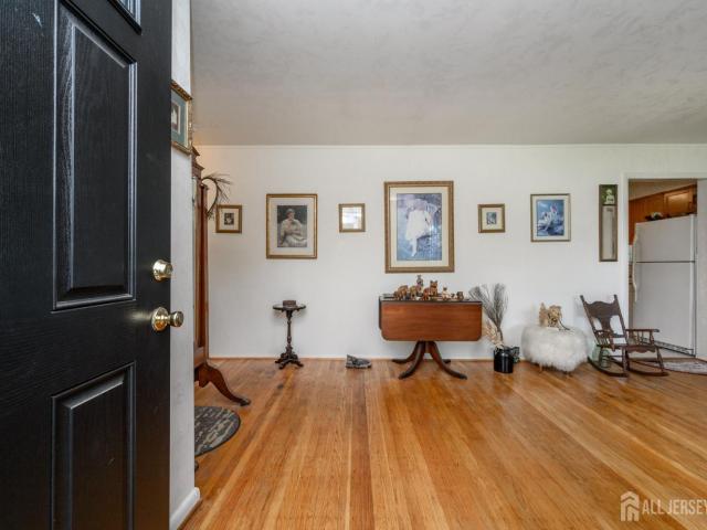405 Magnolia Road
