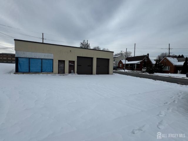 405 Main Street