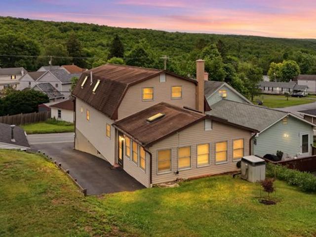 405 Marion St, Forest City, PA 18421