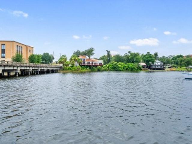 405 Massalina Dr, Panama City, FL 32401