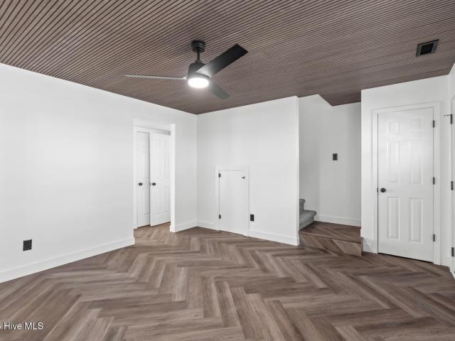 405 Myrtlewood Circle