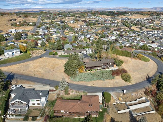 405 N 80th Ave, Yakima, WA 98908 | MLS #26 469