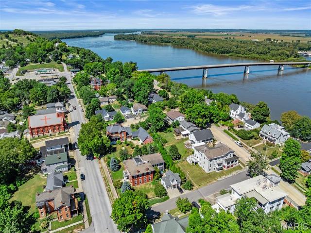 405 N 3rd St, Louisiana, MO 63353 | MLS #25060