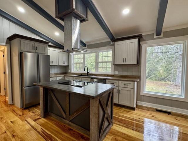 405 N Broughton St, Ailey, GA 30410