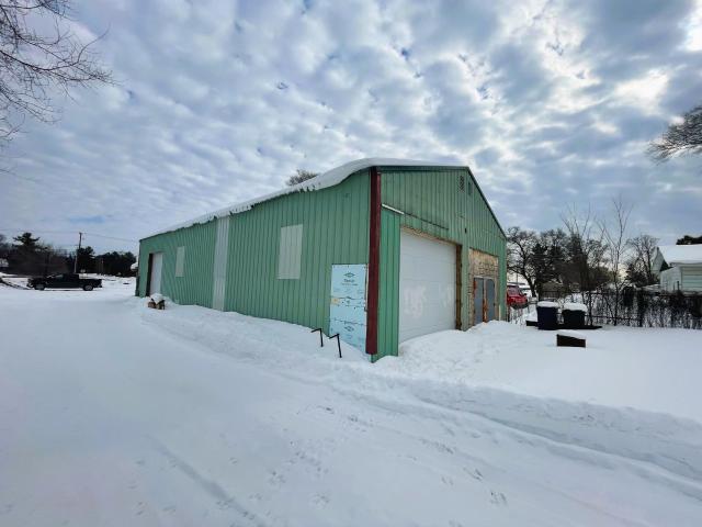 405 N Cedar
