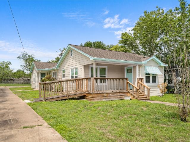 405 N College Street