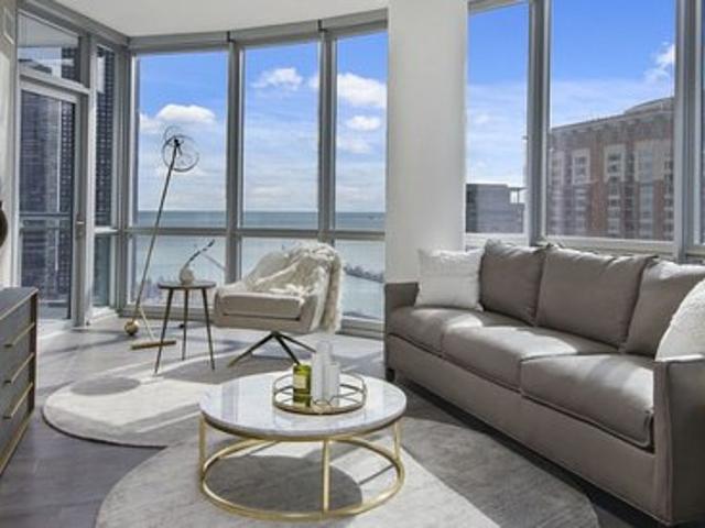 405 N Park Dr, Chicago, IL 60611