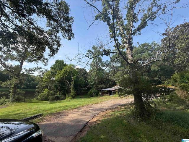 405 Narrows Road