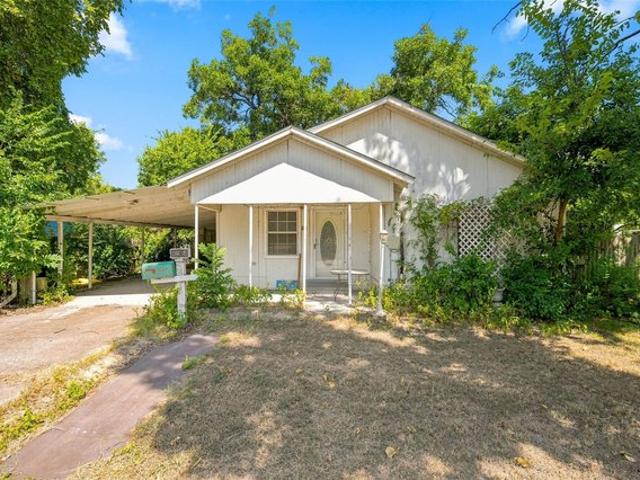 405 NE 4th St, Hubbard, TX 76648