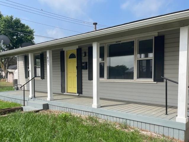 405 S 8th St, Marlow, OK 73055
