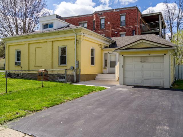 405 S 1st Street