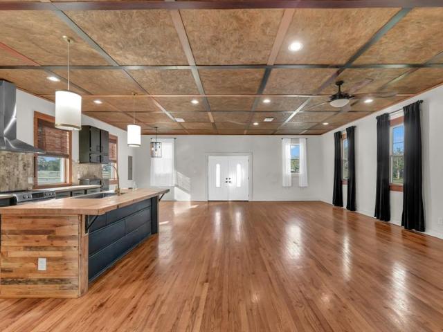 405 S Bowie Drive