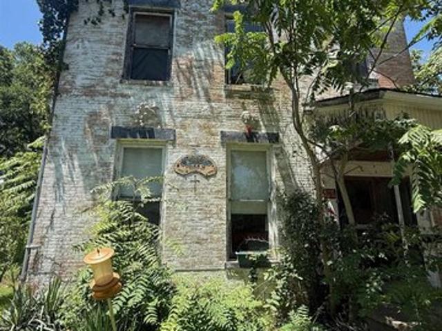 405 S Fourth St, Warsaw, IL 62379