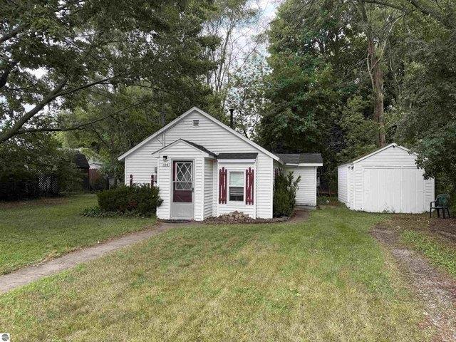 405 S Maxwell St, Mount Pleasant, MI 48858
