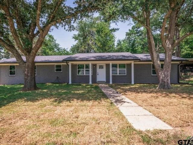 405 S Pecan St, White Oak, TX 75693