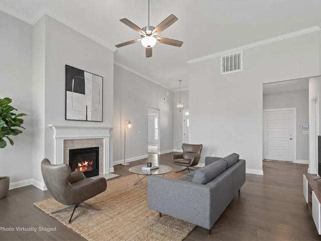 405 Saybrooke Lane