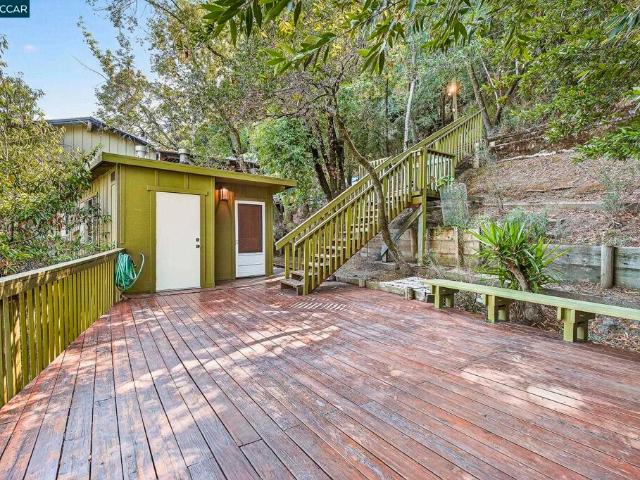 405 Scenic Ave