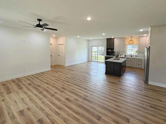 405 SE 12th Street
