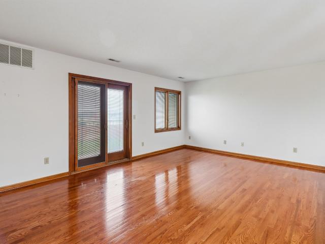405 SE Delaware Avenue 205