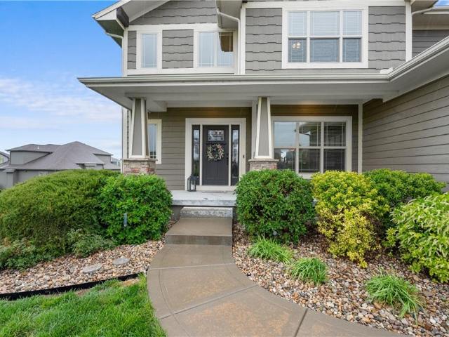 405 SE Mill Creek Circle